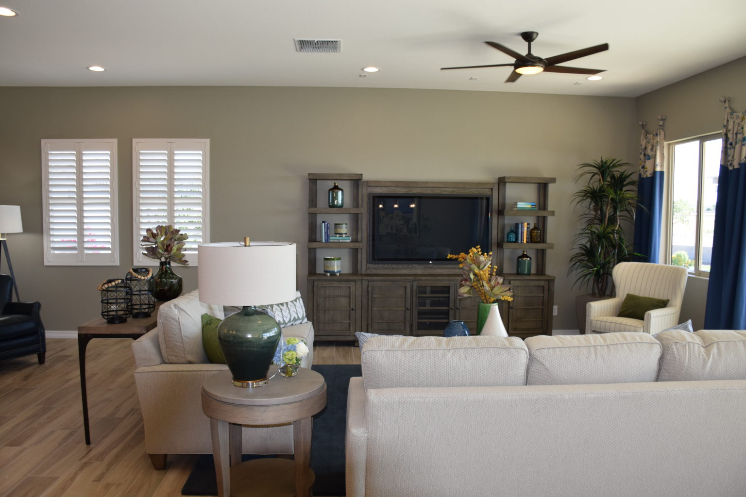 Arranging Seating Areas in the Living Room | Fulton Homes